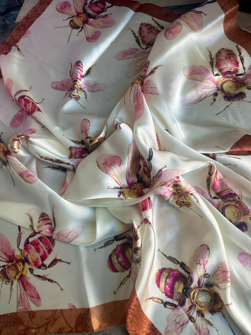 Sweet Honey Bee Silk Rayon Wild Rag – Steamboat Dry Goods